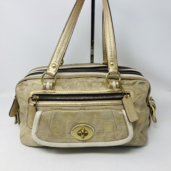 Coach | Bags | Coach Poppy Turnlock Bonnie 342 Beigegold Patent Leather ...